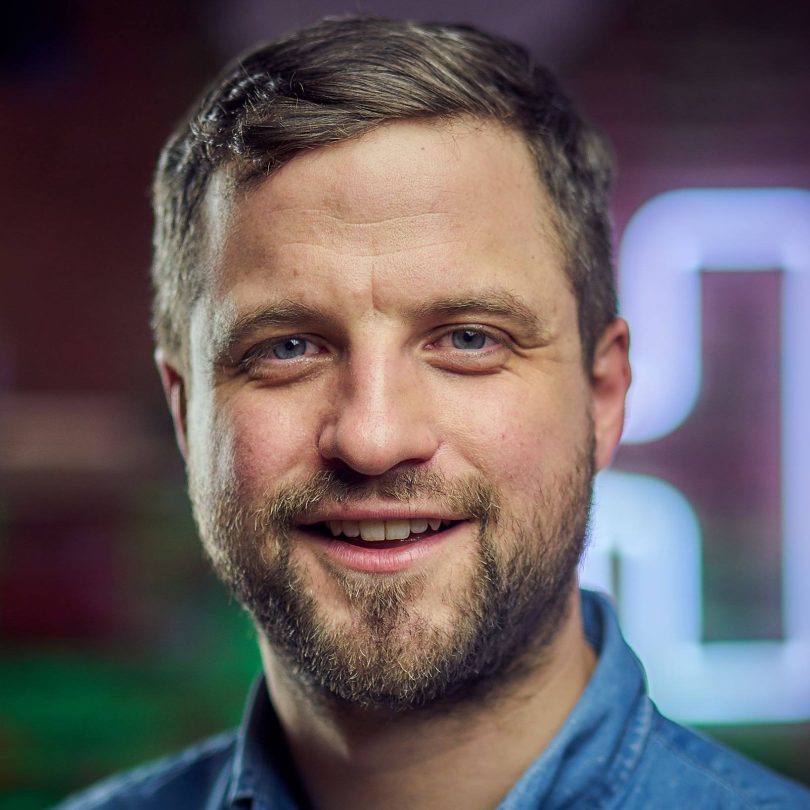 Patrick Ney: Brytyjczyk, który nagrał film z okazji 100-lecia ...